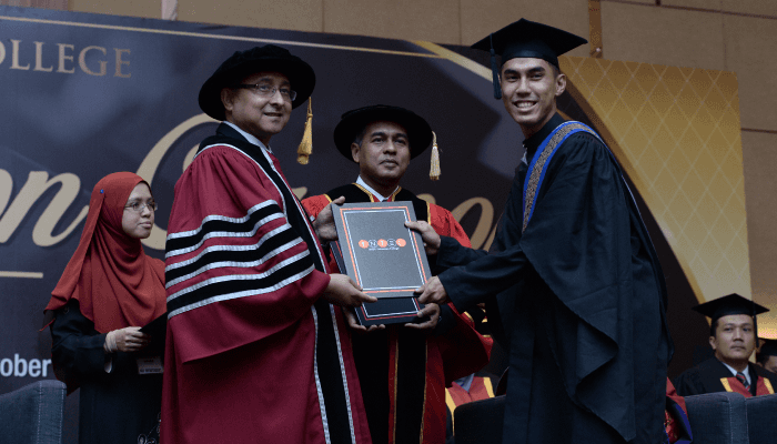 INTEC Education College’s October 2018 Graduation %%sep%% %%sitename%%