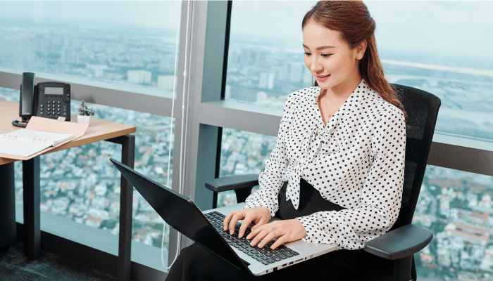 9 Jobs Perfect For Extroverts